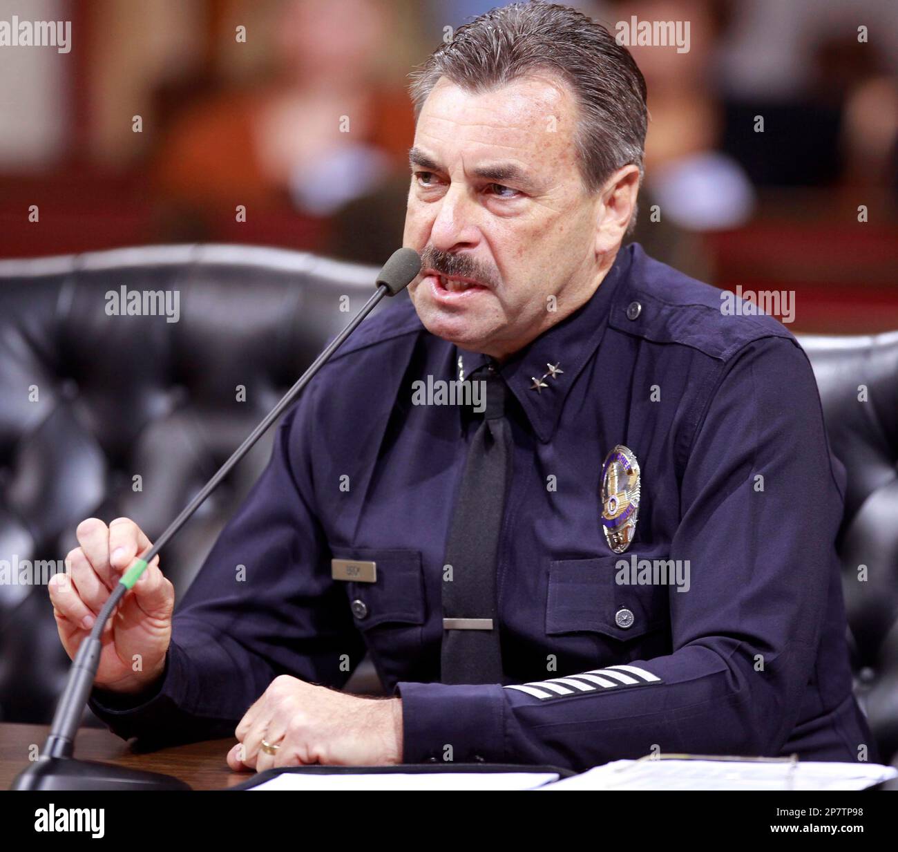 Los Angeles Police Deputy Chief Charlie Beck responds to questions from ...