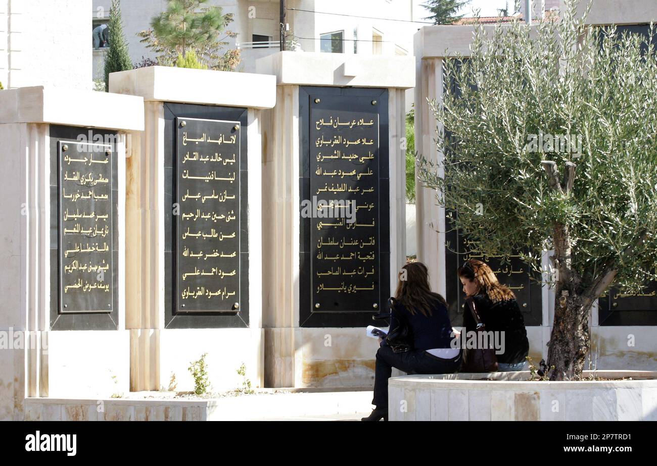 Tow Jordanian Women visits the memorial at Amman bombings Martyrs ...