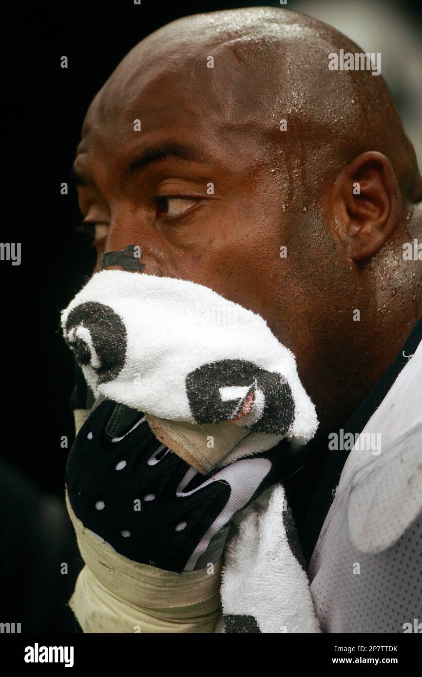 Carolina Panthers guard Keydrick Vincent (68) reacts near the end of a ...