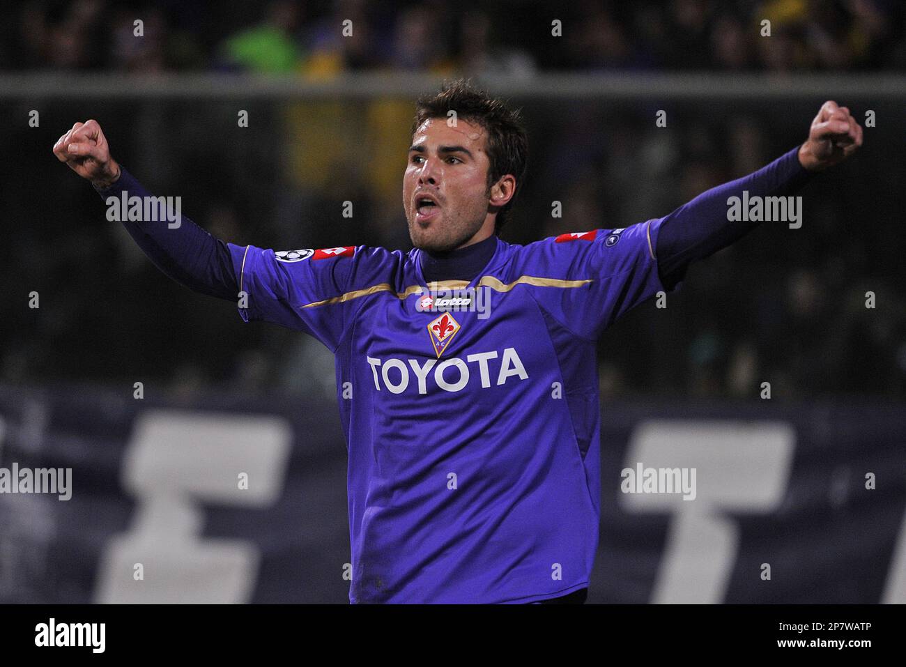 Fiorentina's Adrian Mutu celebrates after scoring, during a Champions ...