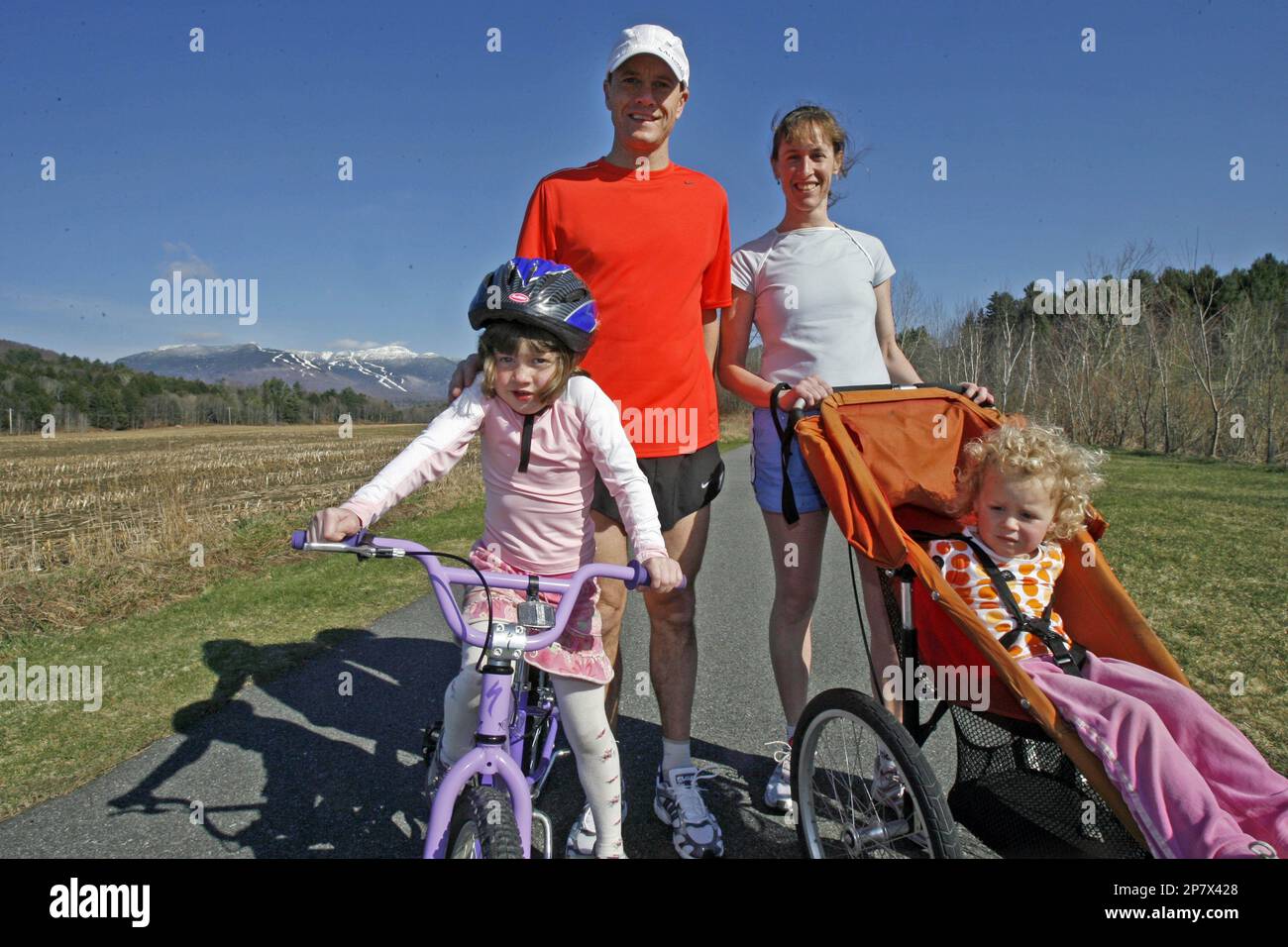 **FOR USE WITH AP SPECIAL EDITION** FILE-This April 24, 2009 file photo shows Heidi Hill, right ...