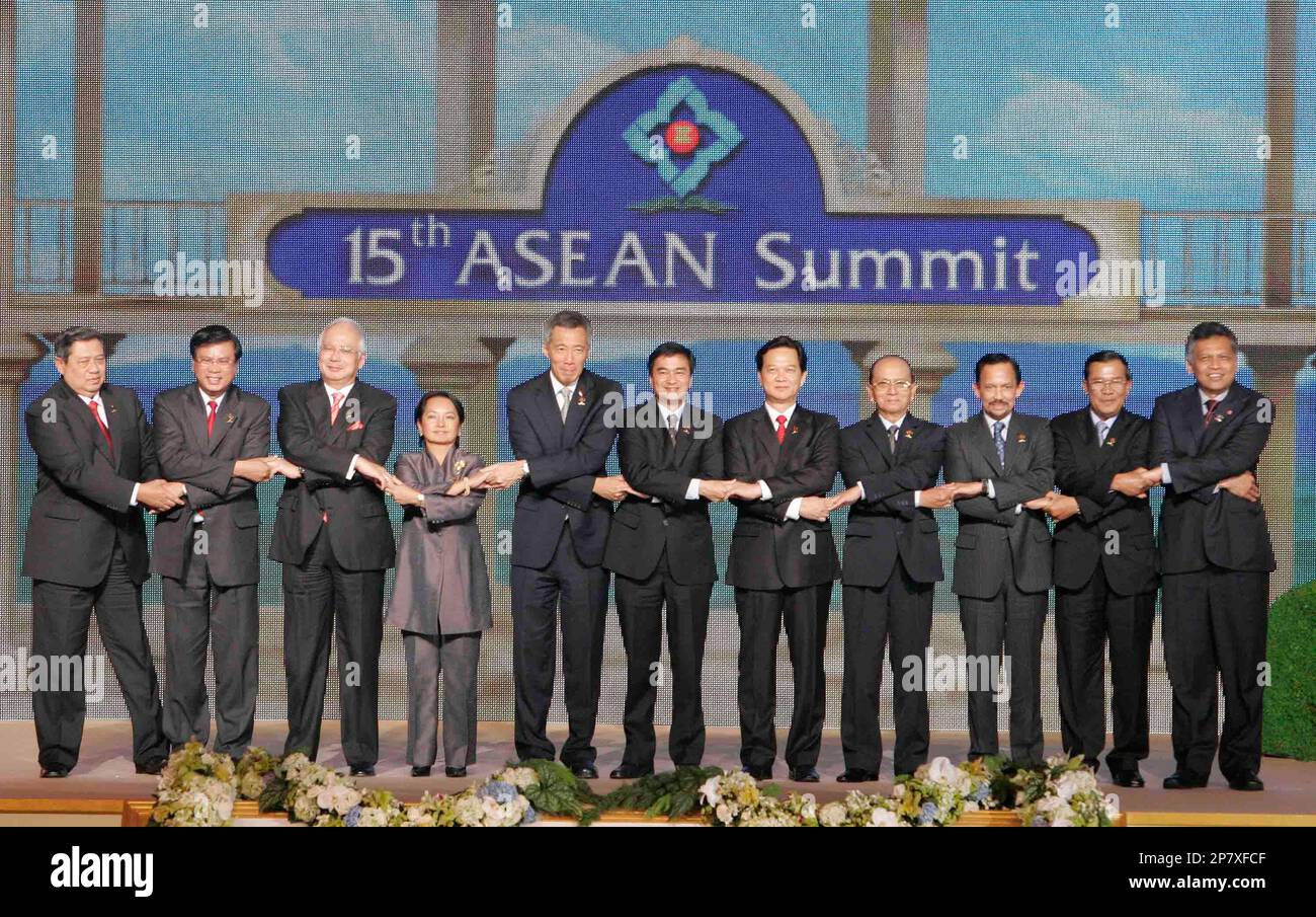 Indonesian President Susilo Bambang Yudhoyono, Laotian Prime Minister ...