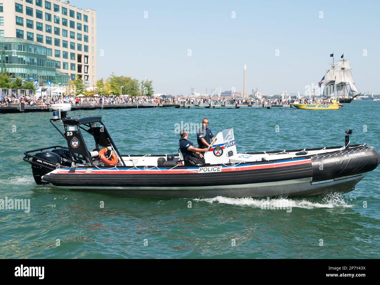 Police officers in an inflatable boat hi-res stock photography and ...