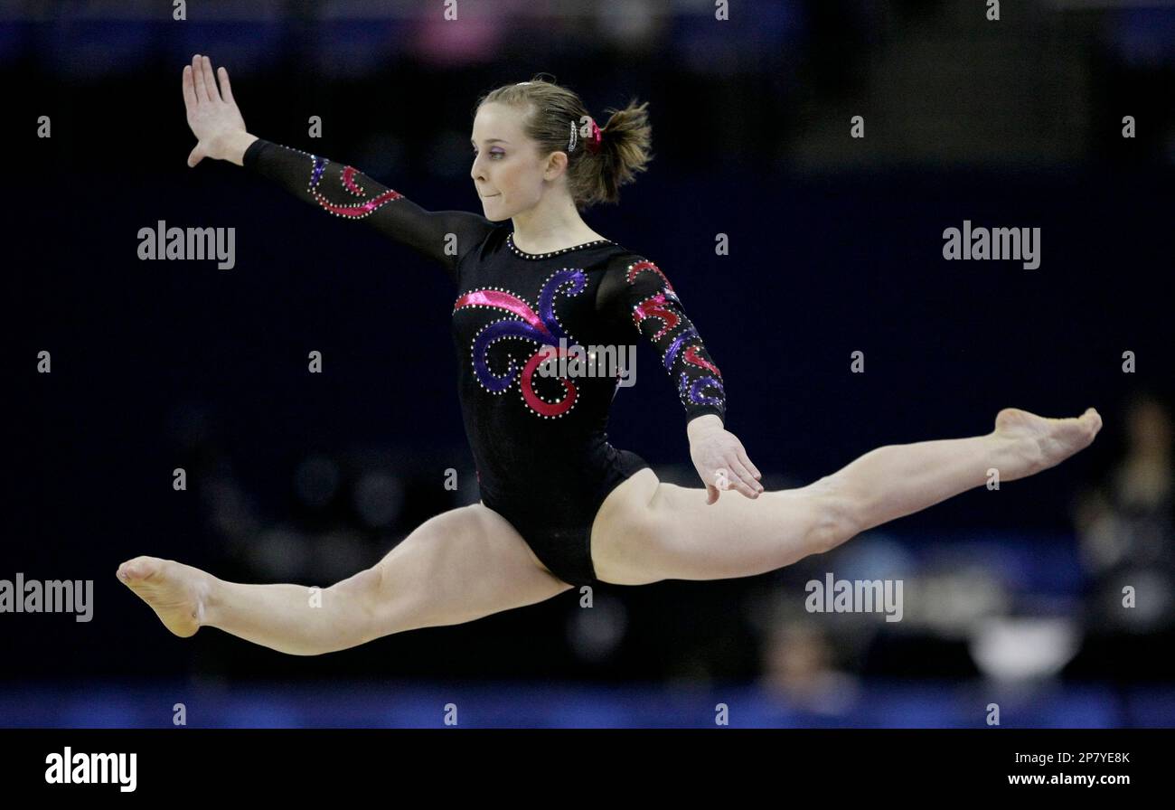 Australia's Lauren Mitchell performs on the floor during the World ...