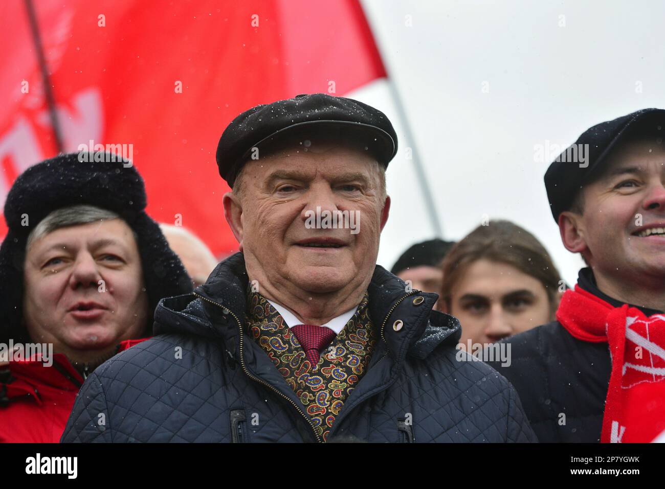The ceremony of laying flowers by the leadership of the leftist parties ...