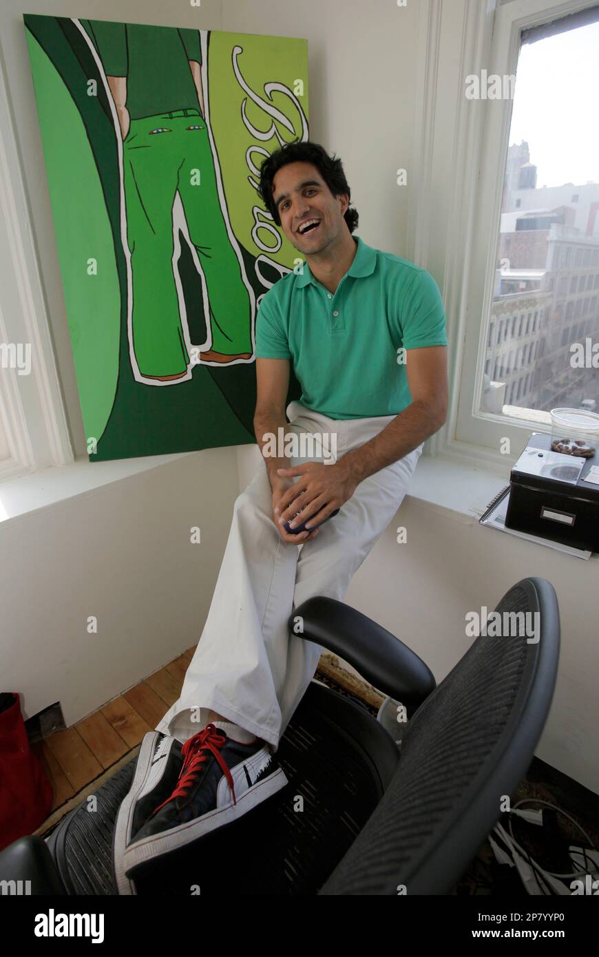 In this photo made Thursday, Sept. 17, 2009, Bonobos online trousers ...