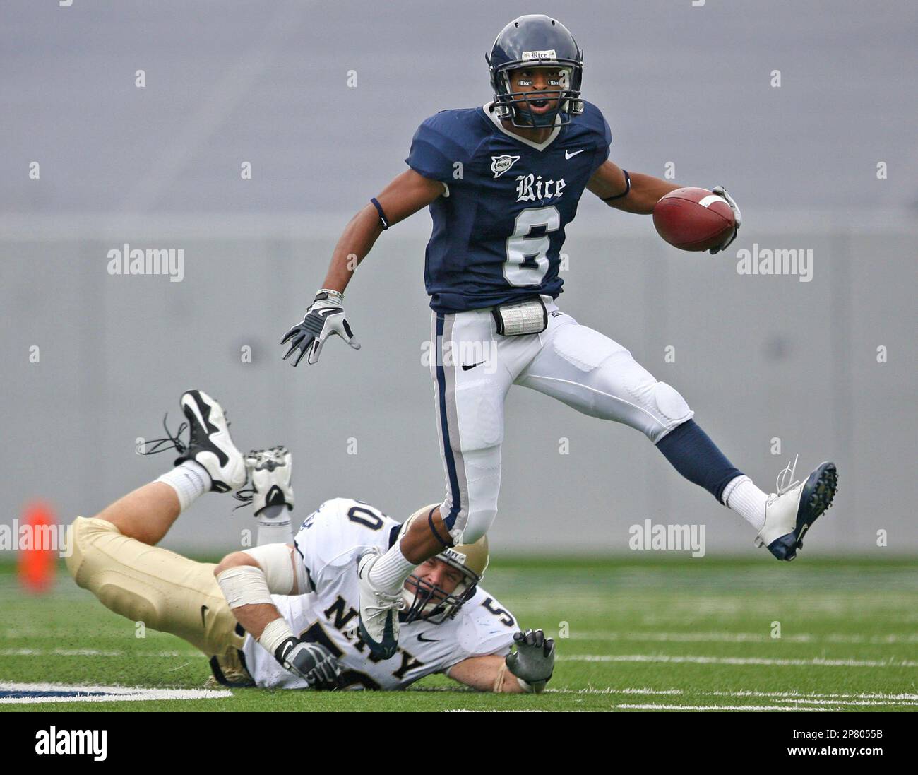 Rice wide receiver Patrick Randolph (6) breaks away from Navy ...