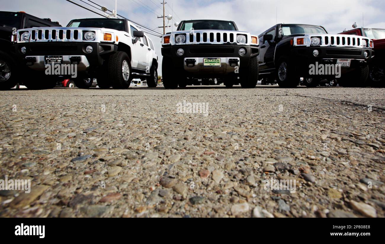 Hummer vehicles are seen on display at a Hummer dealership in ...