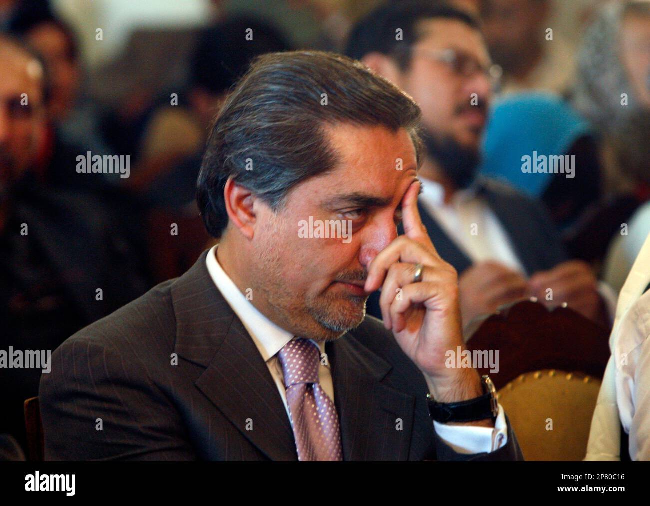Abddullah Abdullah Afghan President Hamid Karzai's main rival acts ...
