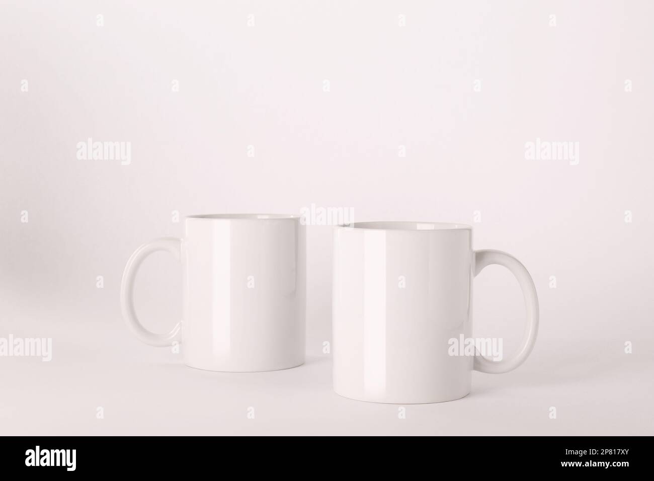 Blank white mugs hi-res stock photography and images - Alamy
