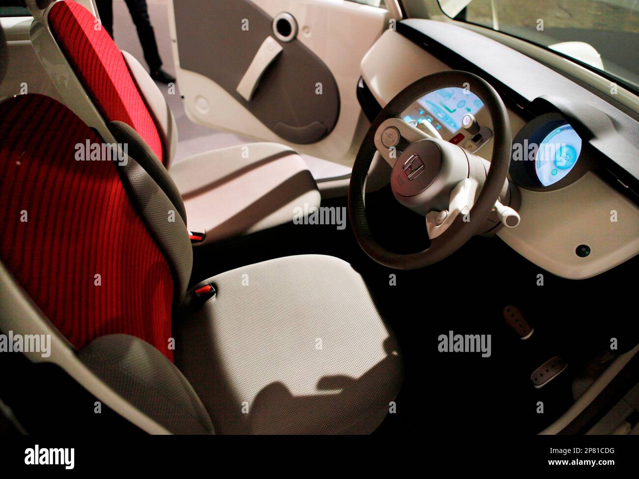 In this photo taken on Sept. 18, 2009, Honda Motor Corp's concept model ...