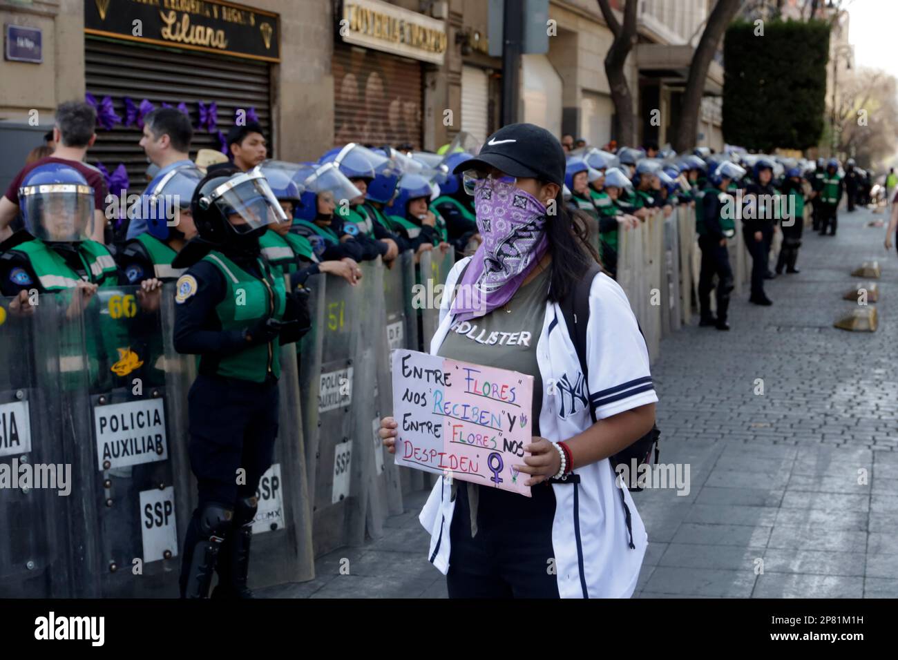 March 8, 2023, Mexico City, Mexico: Policewomen protect the ...