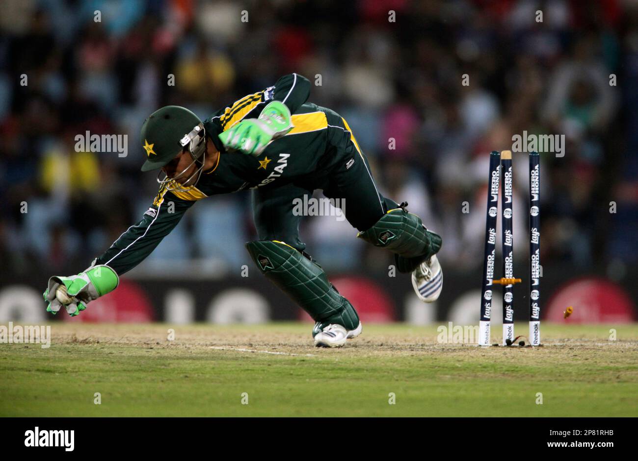 Suresh Raina Dive Catches