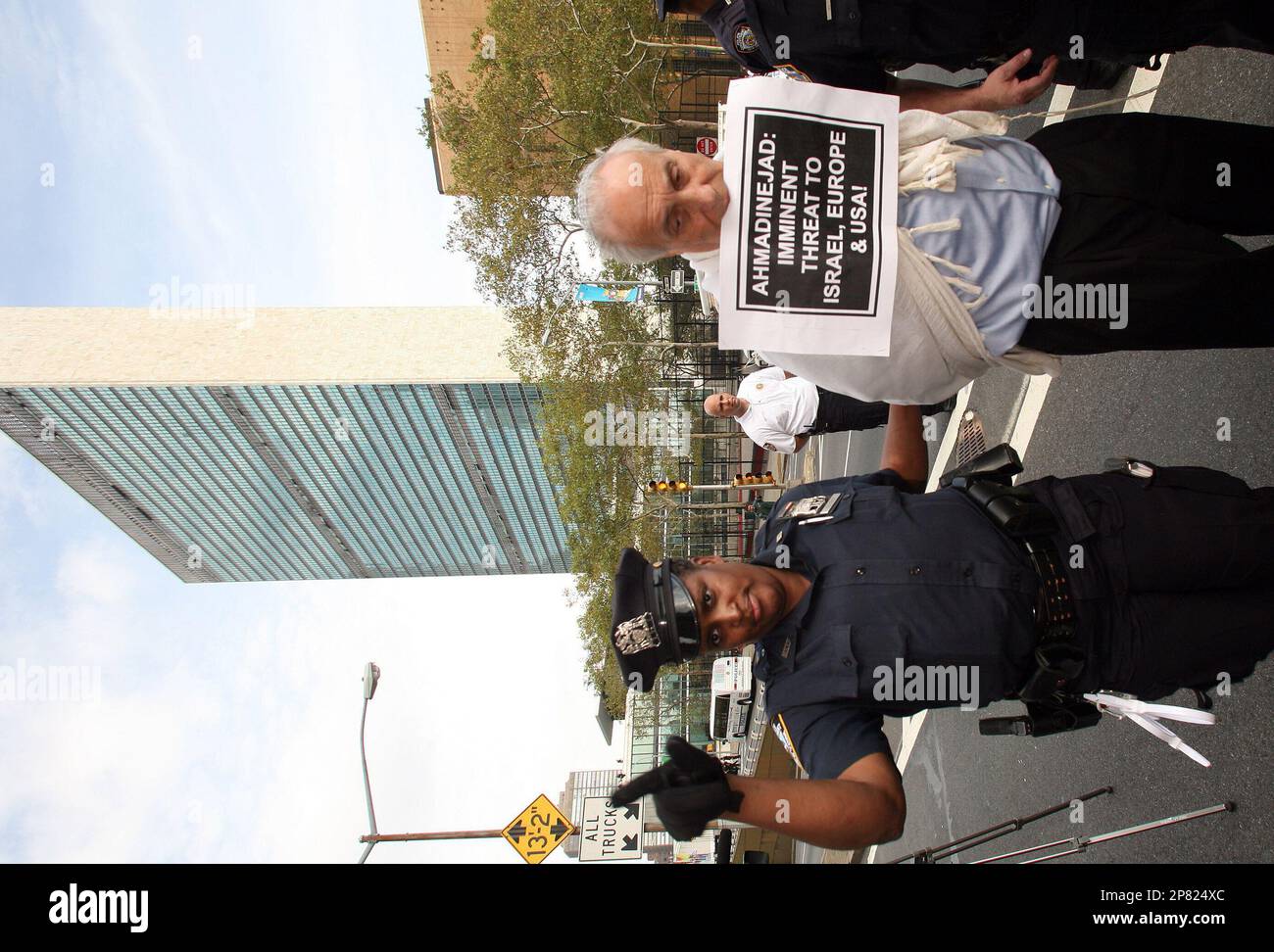 Rabbi Avi Weiss, affiliated with New York Board of Rabbis is arrested ...