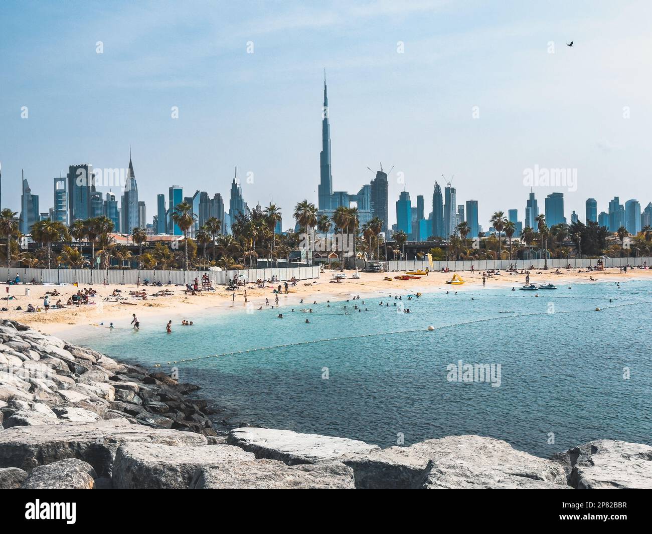 La Mer Beach and beachfront shops La Mer Central in Dubai, United Arab ...