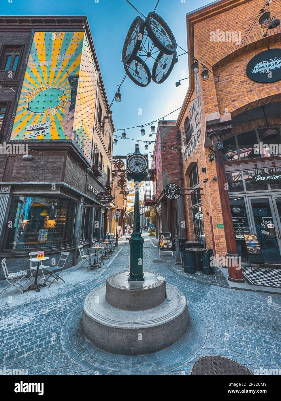 La Mer Beach and beachfront shops La Mer Central in Dubai, United Arab ...