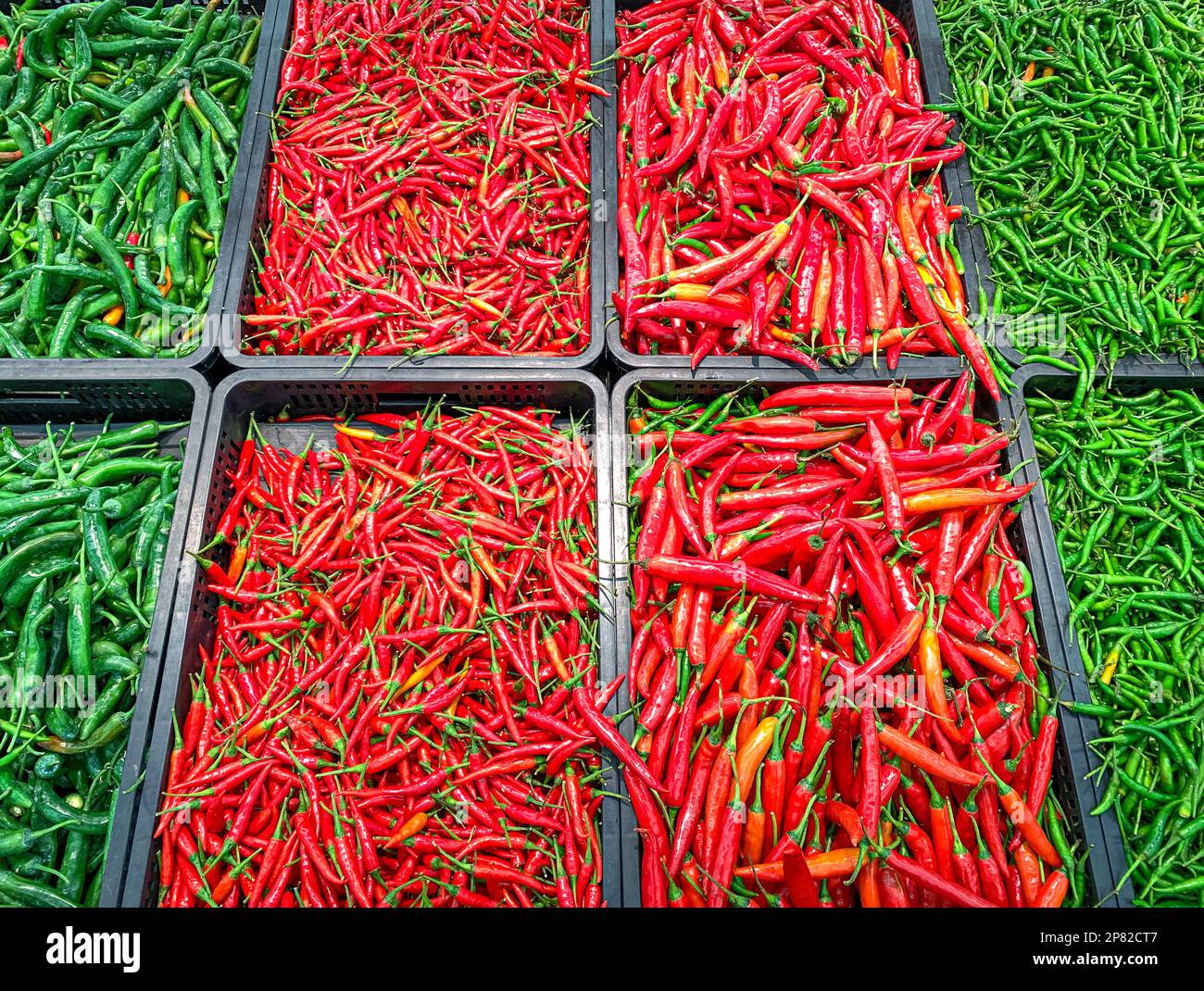 Red and green chillies in basket, top view. Colorful Stock Photo - Alamy