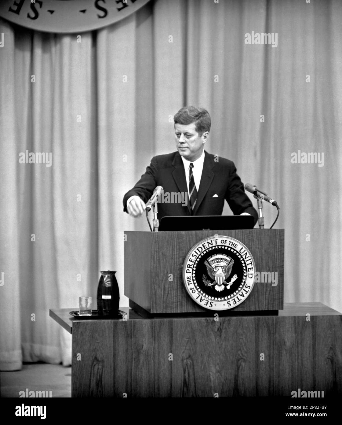21 february 1963 Black and White Stock Photos & Images - Alamy