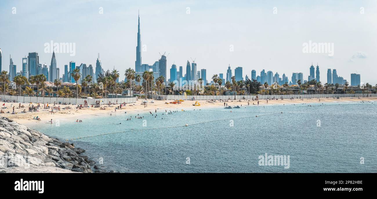 La Mer Beach and beachfront shops La Mer Central in Dubai, United Arab ...