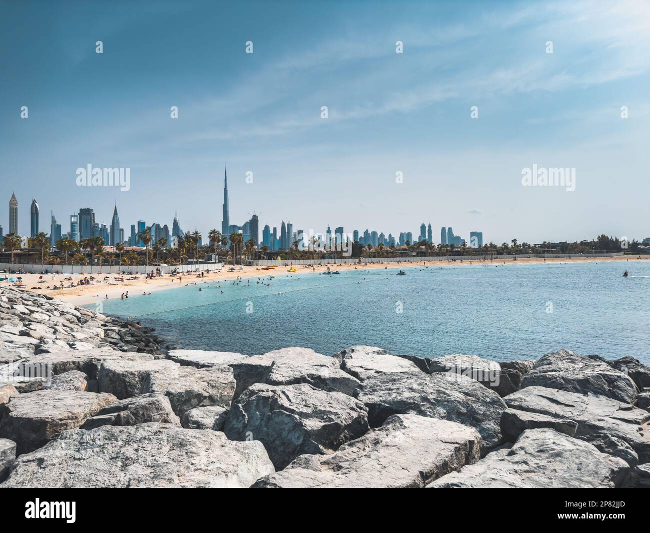La Mer Beach and beachfront shops La Mer Central in Dubai, United Arab ...