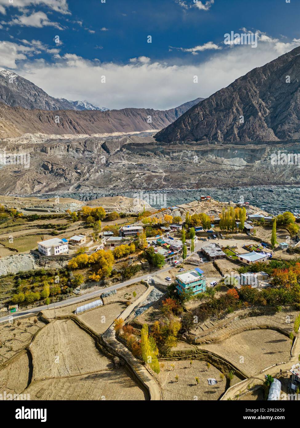 Location:36°12'54.9"N 74°45'56.4"E Hopper valley Taken @Hopper, Gilgit ...