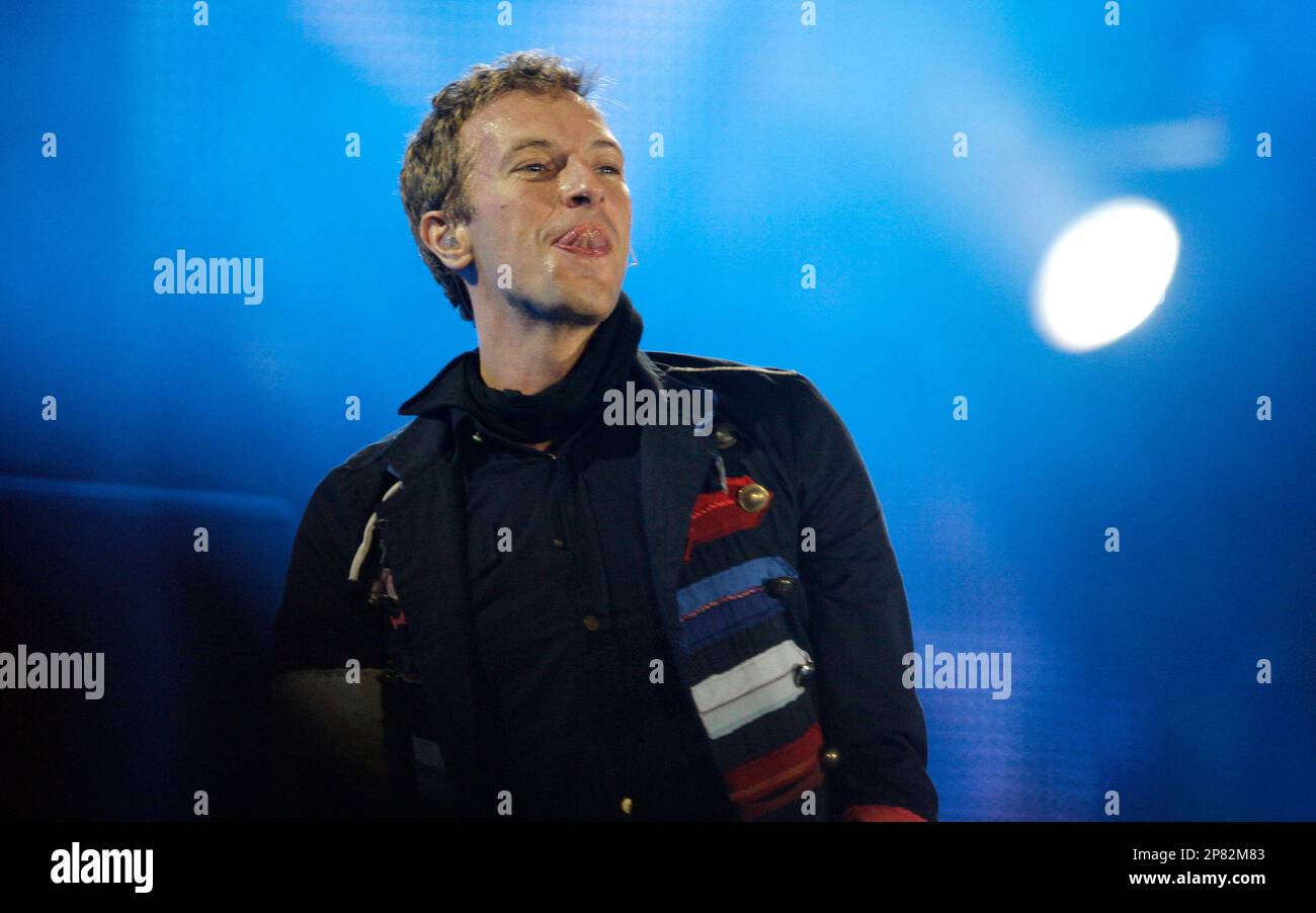 British lead singer Chris Martin, of the band Coldplay, performs at ...