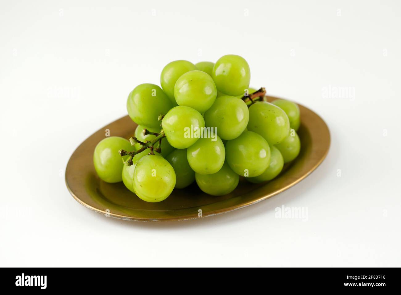 Grape skin shine hi-res stock photography and images - Alamy
