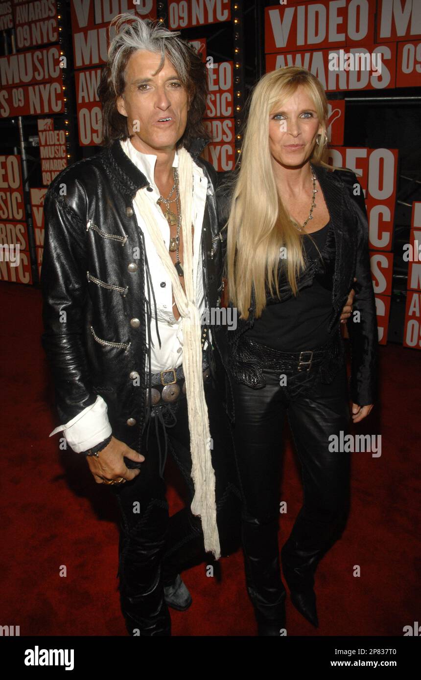 Joe Perry, left, and his wife, Billie, arrive at the MTV Video Music ...