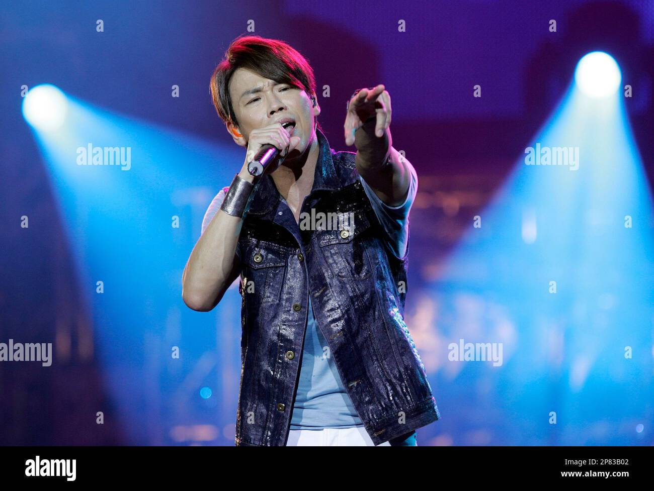 Taiwanese singer David Tao performs during T. Music Festival at Bukit ...
