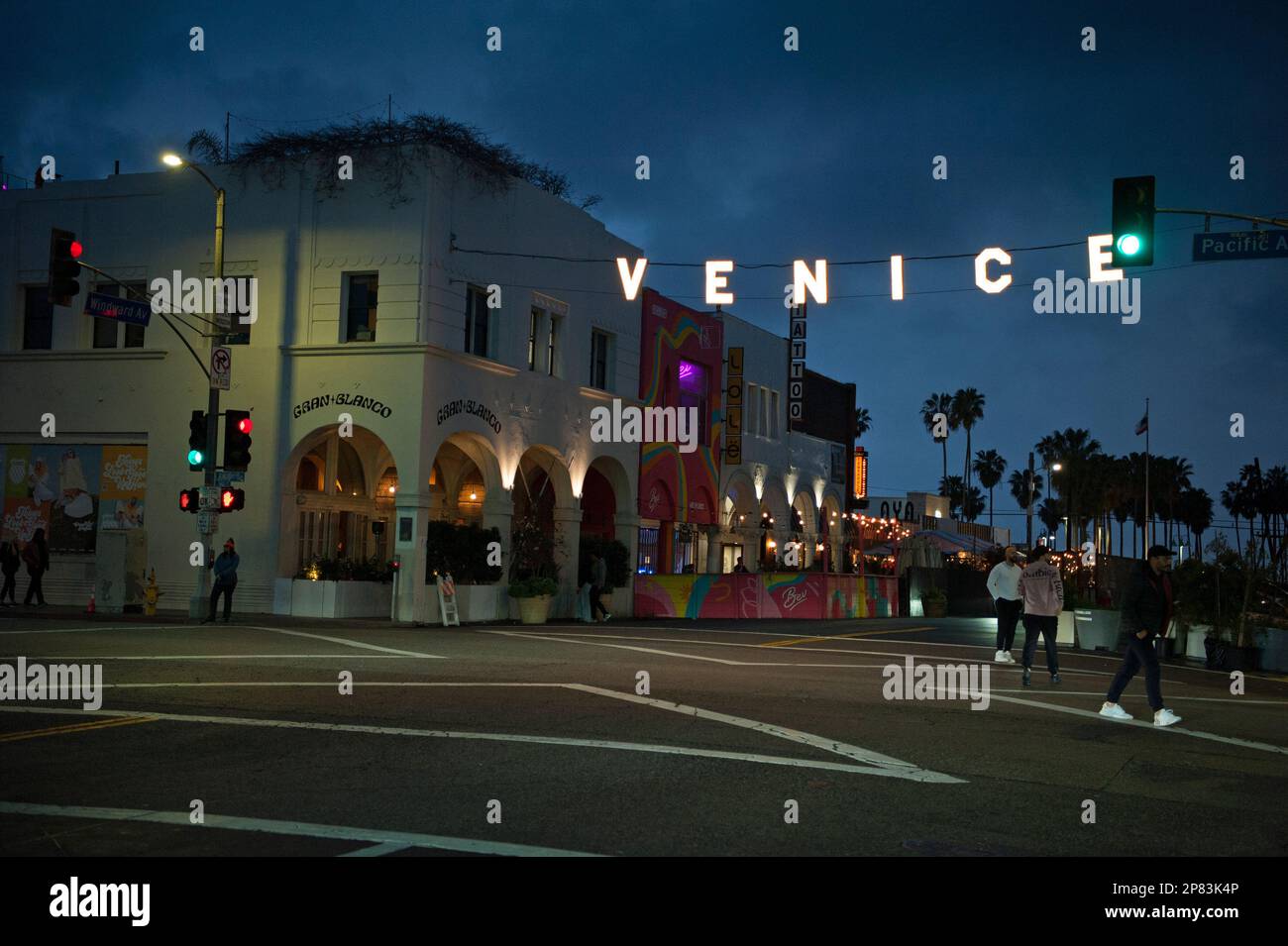 Venice beach at night hi-res stock photography and images - Alamy