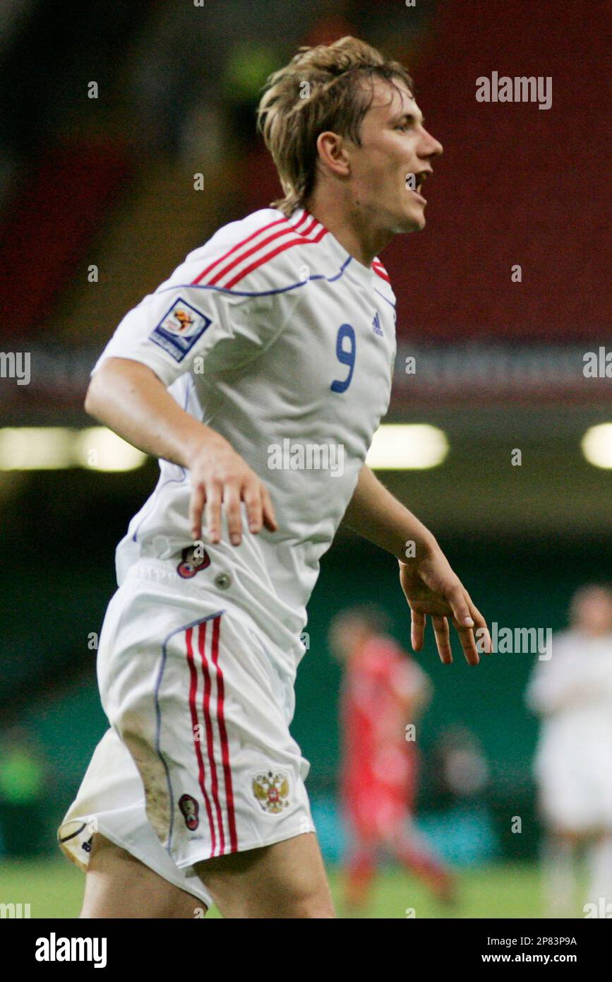 Russia's Roman Pavlyuchenko celebrates his goal against Wales during ...