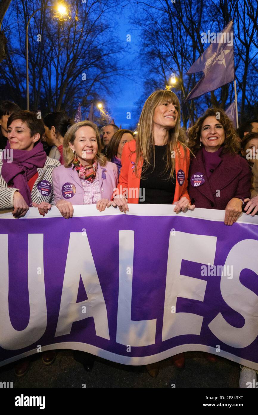 (L-R) Government's spokesperson and Spain's Minister of Territorial ...
