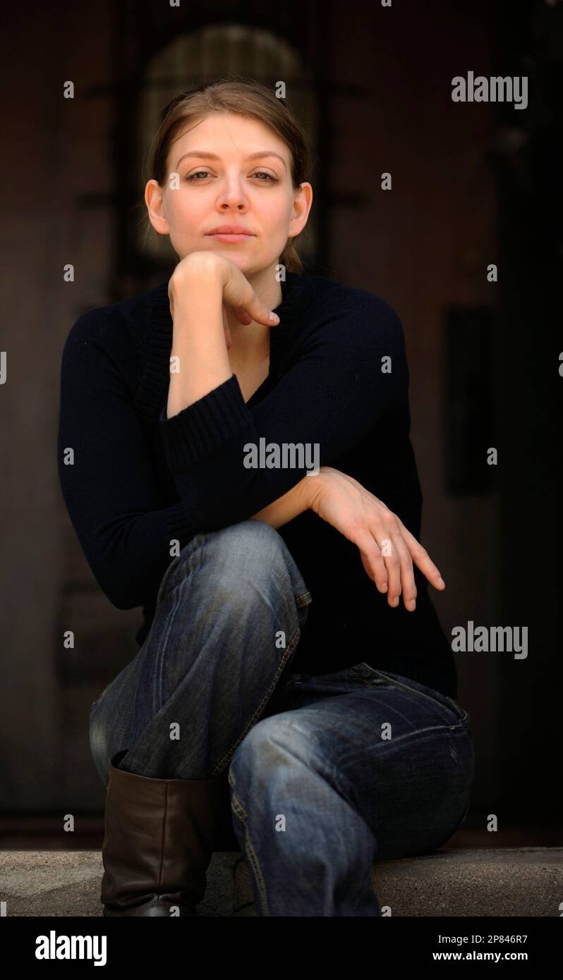 ** TO GO WITH NOVELAS MUJERES ** In this June 15, 2009 file photo ...