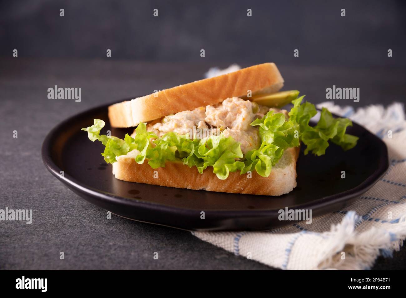 Tuna sandwich. It is a quick, simple and nutritious recipe, Healthy ...