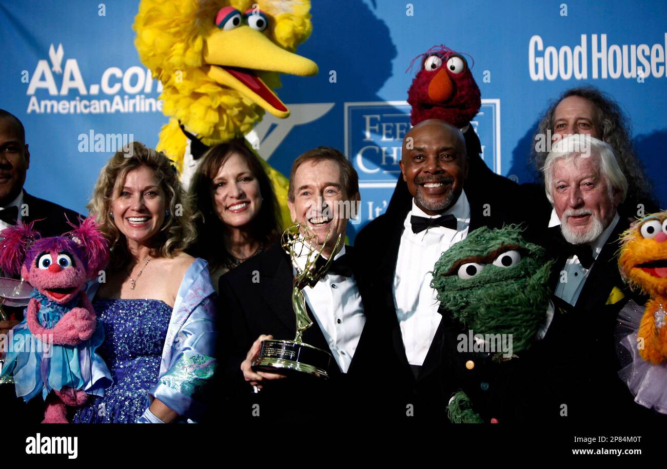 Cast members and characters from the children's television show "Sesame ...