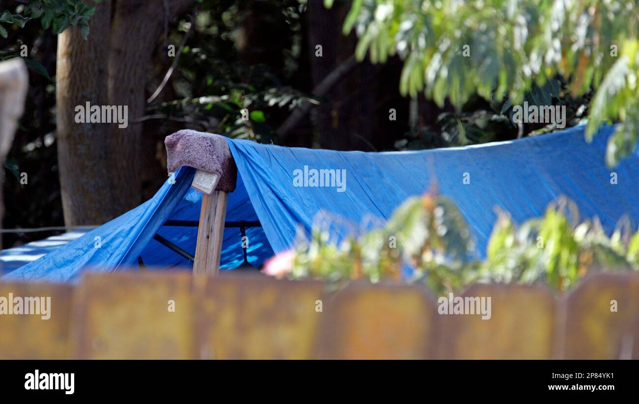 Jaycee Dugard Tent