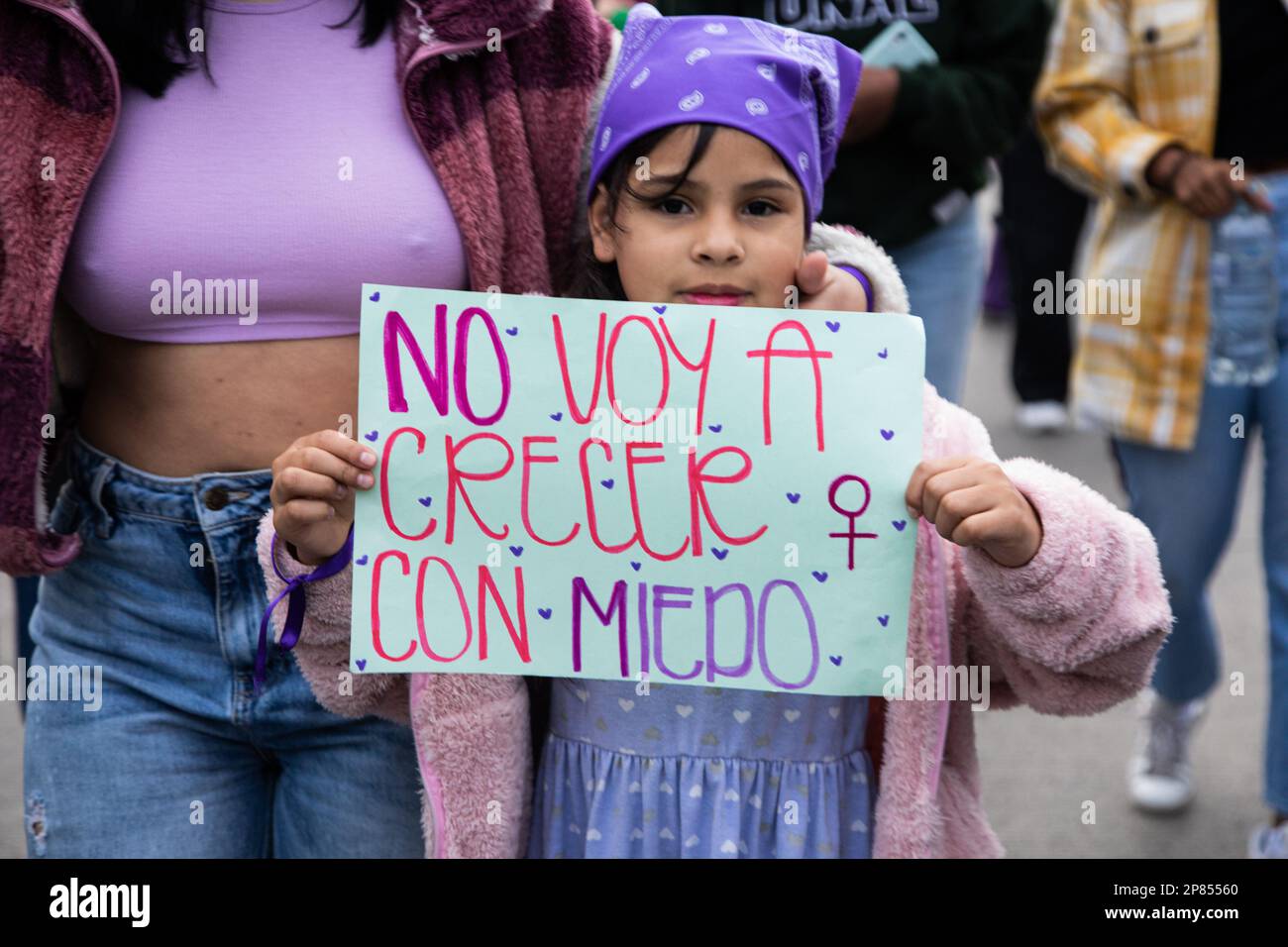 Mujer de bayona hi-res stock photography and images - Alamy