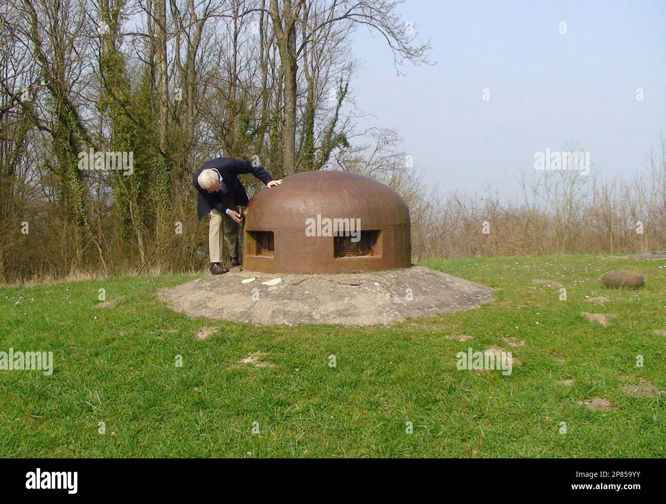 In this April 5, 2009 photo, Dragan Blagojevic, a visitor from Serbia ...