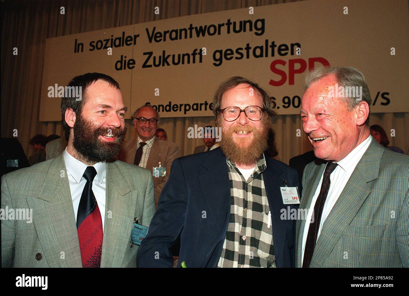 ARCHIV - Der DDR Aussenminister Markus Meckel, der Vorsitzende der DDR ...