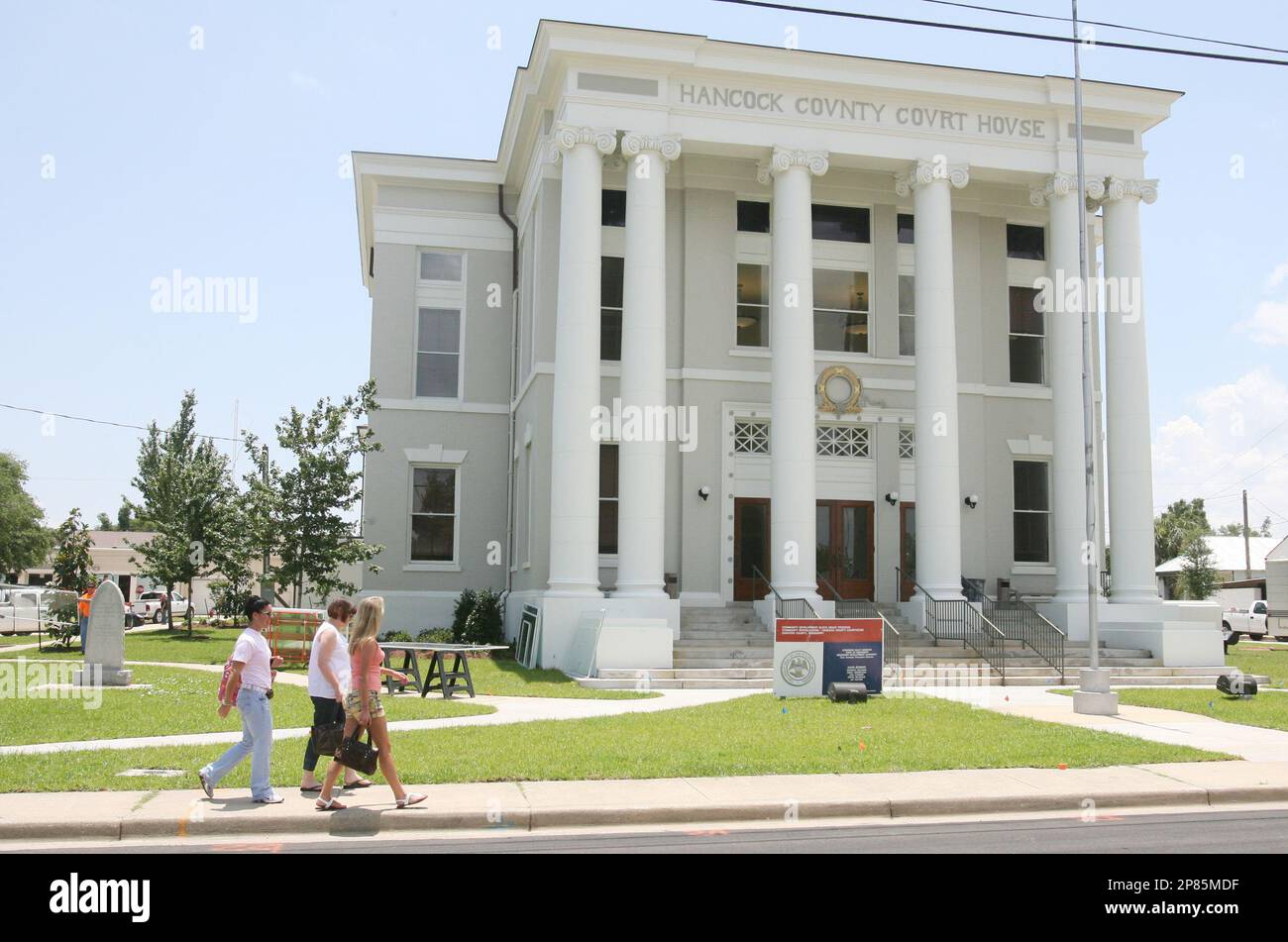 FILE - A Tuesday May 26, 2009 photo shows the Hancock County courthouse ...
