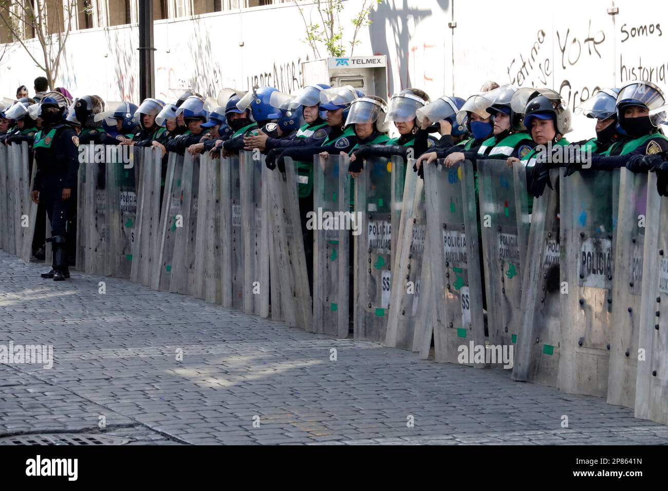 Non Exclusive: March 8, 2023, Mexico City, Mexico: Policewomen protect ...