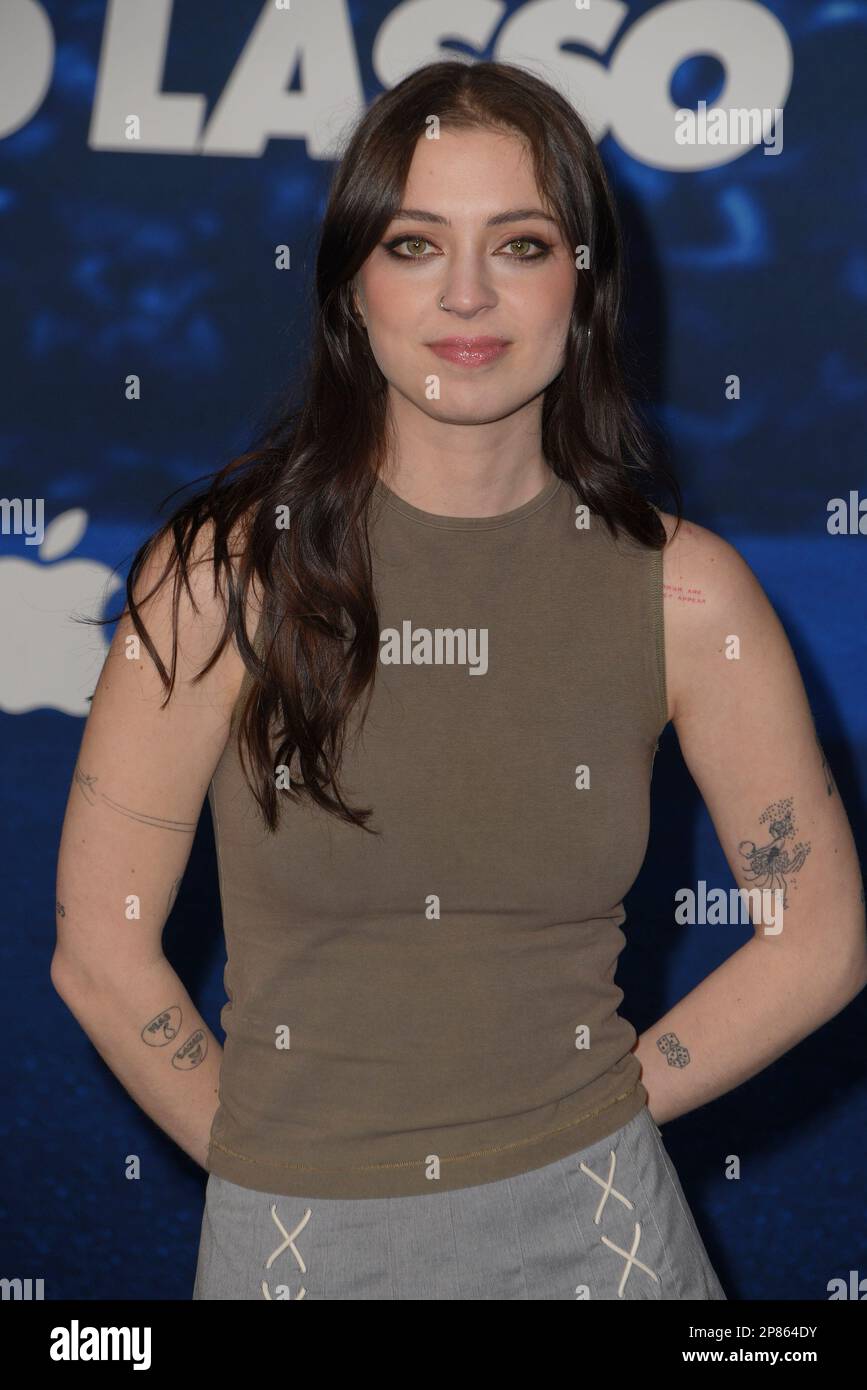 Lizzy mcalpine hi-res stock photography and images - Alamy