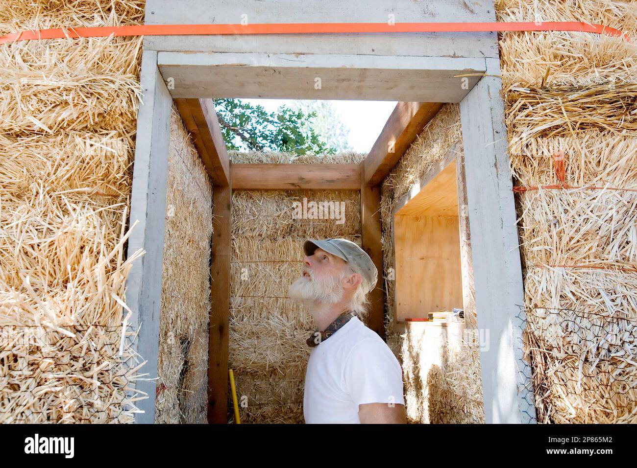 ** EVERGREEN EXCHANGE FOR AUG. 15 ** In a July 31, 2009 photo, Tobiah ...