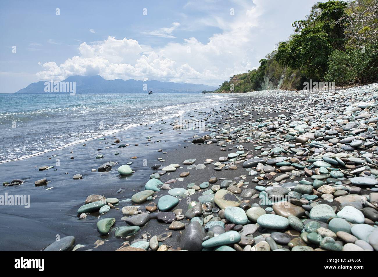 Pantai batu biru hi-res stock photography and images - Alamy
