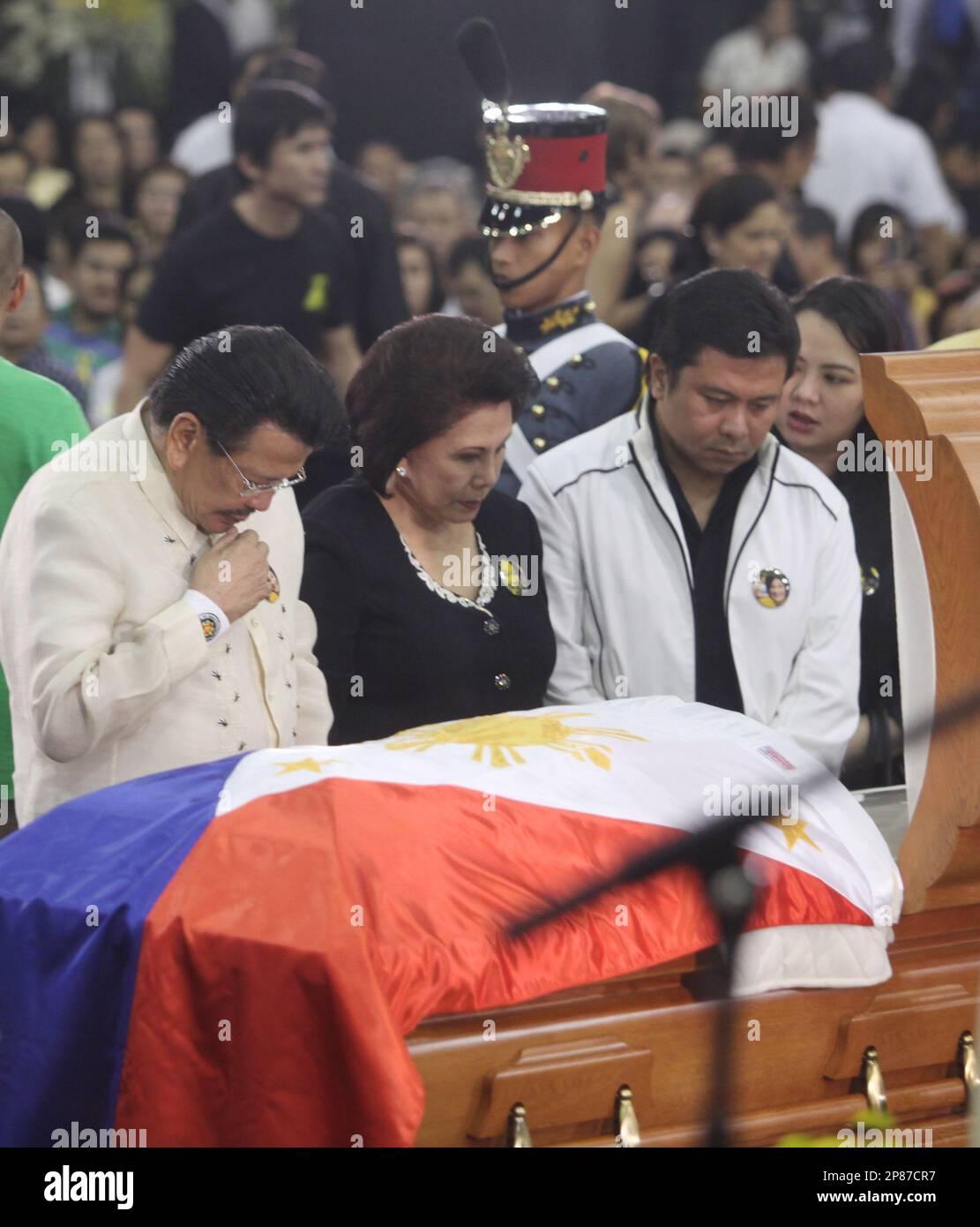 Former Philippine President Joseph Estrada, left, his wife Maria Luisa ...
