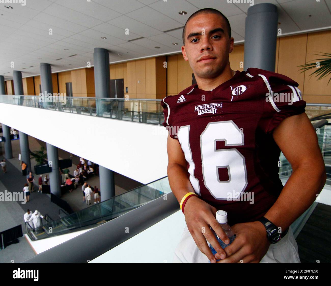 In this July 16, 2009 photo, Mississippi State quarterback Tyson Lee ...