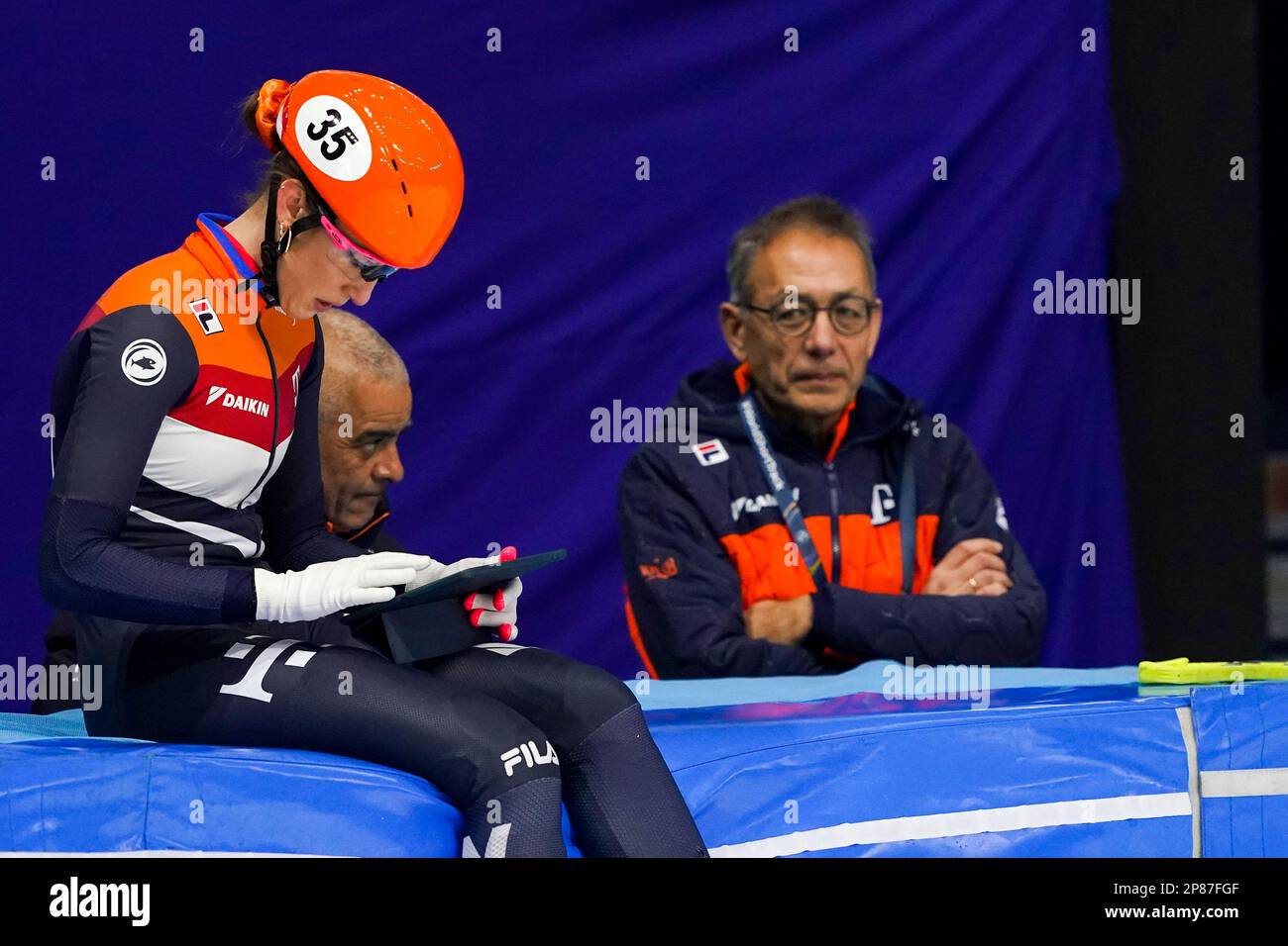 SEOUL, KOREA - MARCH 9: Suzanne Schulting of the Netherlands during a ...