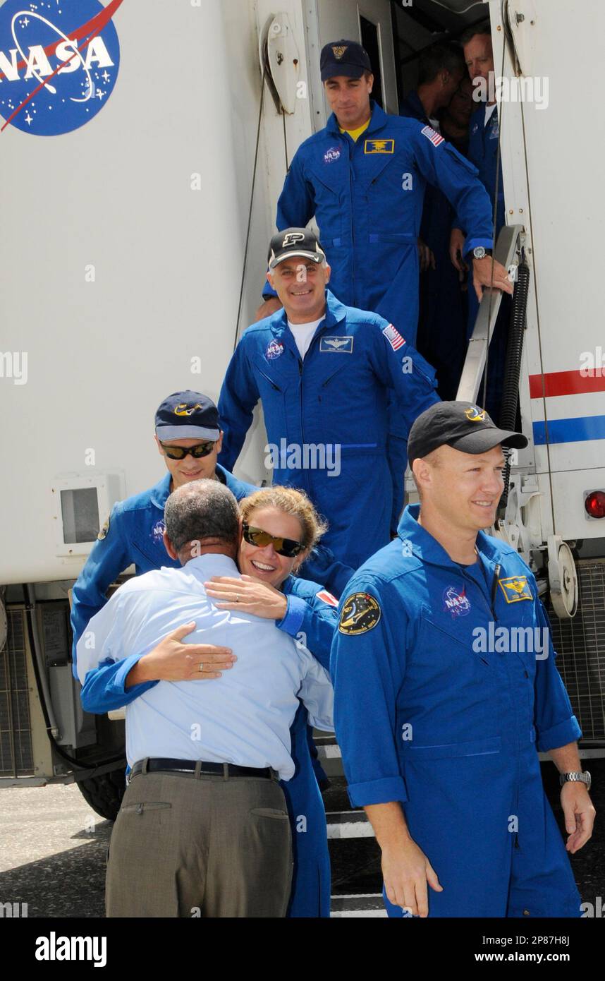 NASA administrator Charles F. Bolden greets Canadian Space Agency ...