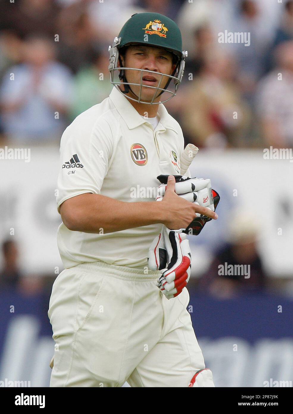 Australia's Graham Manou leaves the field after being bowled by England ...
