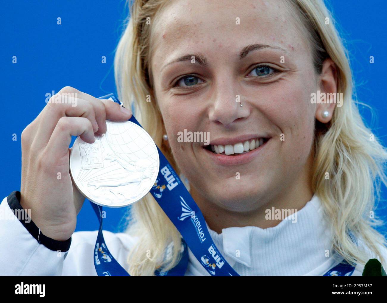 Germany's Daniela Samulski shows the silver medal of the Women's 50m ...